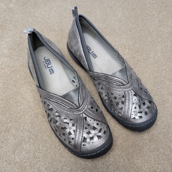 JBU | Shoes | Jbu By Jambu Laser Cut Detailed Slip On Shoes Size 9 Wide ...